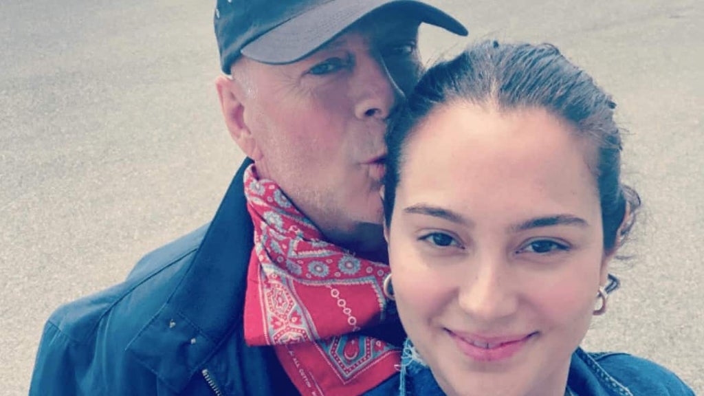 Esposa de Bruce Willis desmiente que Demi Moore se haya mudado con ellos para cuidar al actor ...